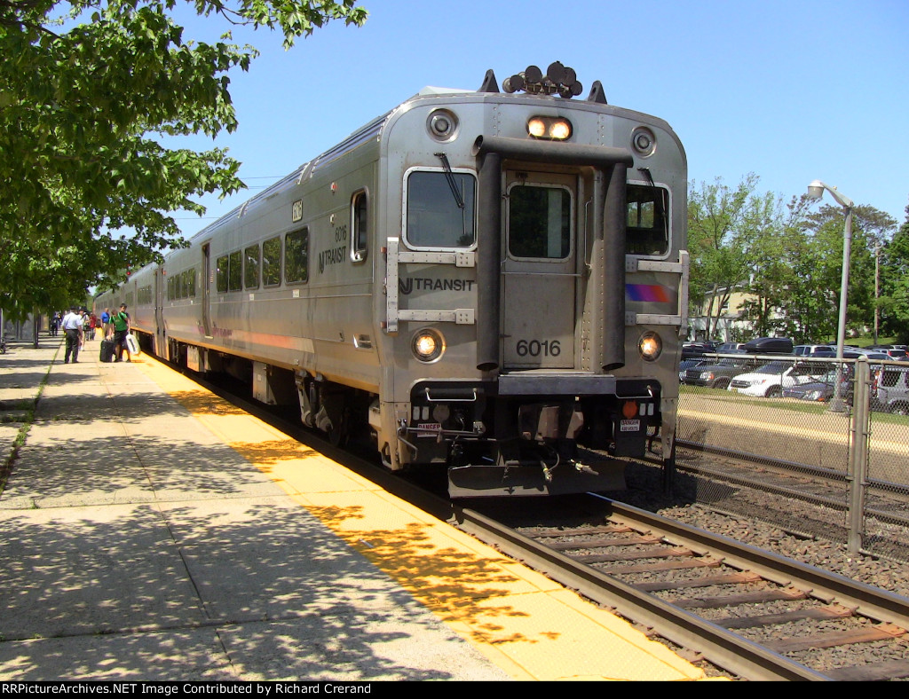 Comet V Cab Car 6016